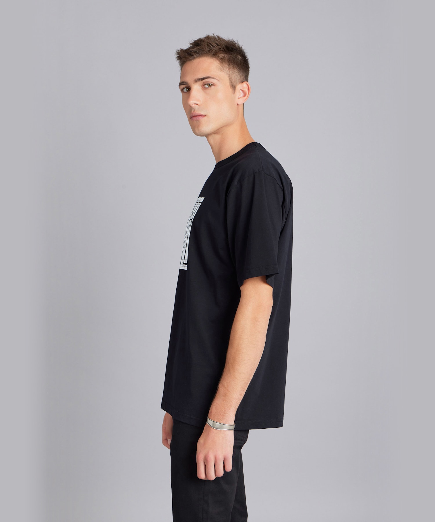 SEG4 TS CHRIS MC Tシャツ ｜agnès b. HOMME（オム）｜アニエスベー公式オンラインブティック