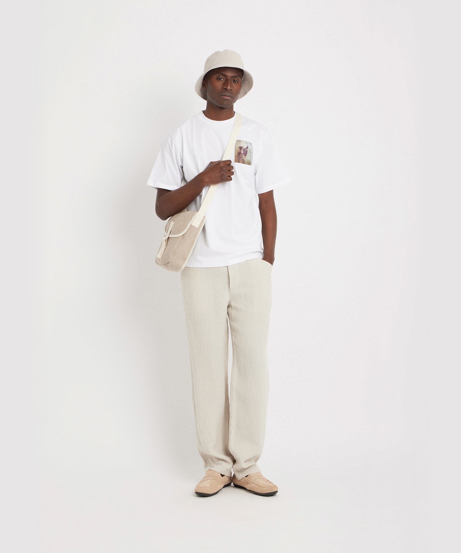 メンズ オーガニックコットン プリント 半袖 Tシャツ "Victor Hugo" ｜agnès b. HOMME（オム）｜アニエスベー公式 ...